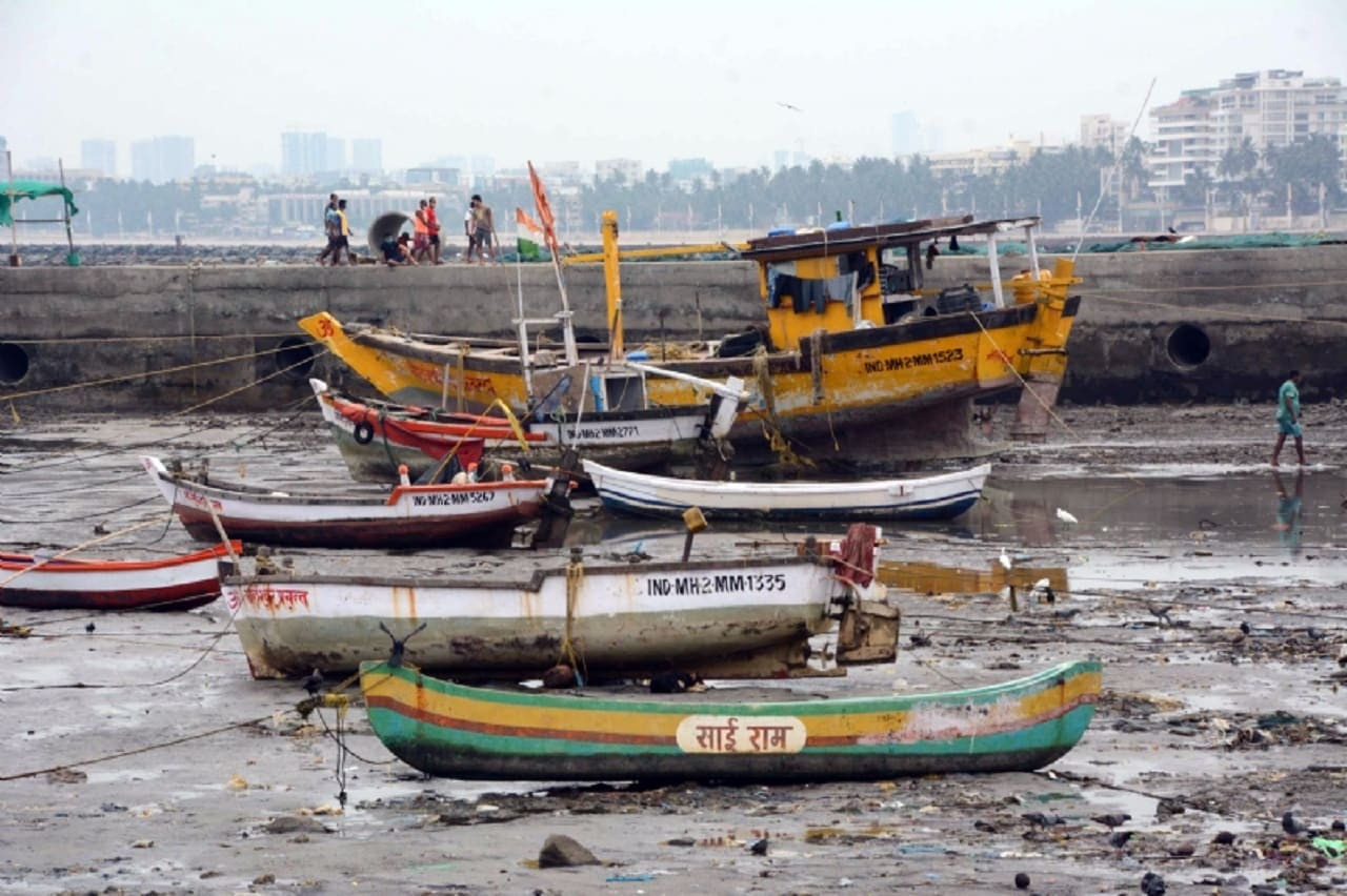 In pictures: Strong winds, heavy rains in parts of Maharashtra as ...