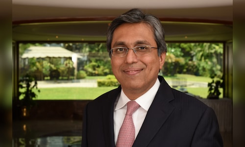 EVs show technological superiority, but cost, charging hurdles persist ...