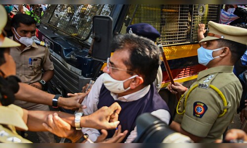 Arnab Goswami files bail plea in Alibaug sessions court - CNBC TV18