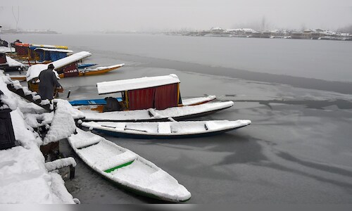 Jammu and Kashmir: IMD forecasts heavy to very heavy rain, snow in 48 ...