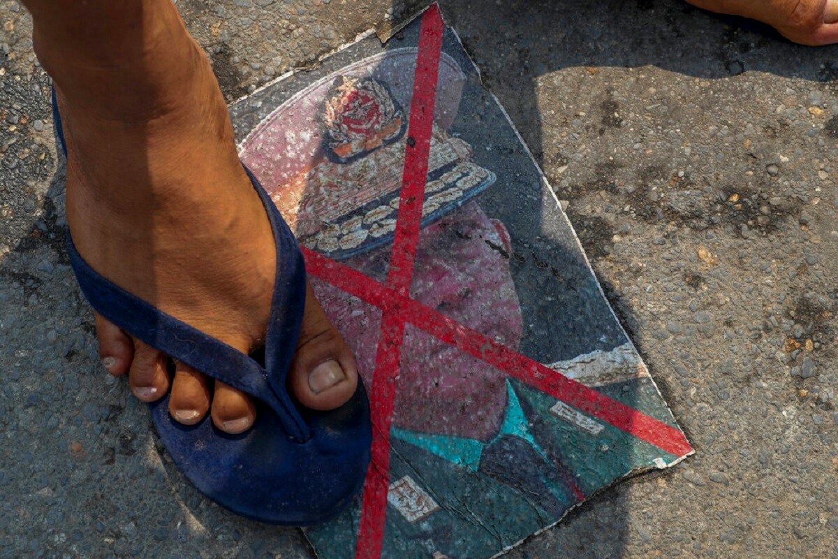 Myanmar: Protesters defy crackdown; nun pleads police not to shoot at ...