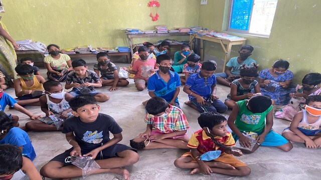 Lending a helping hand: India Cares helps 1,500 to 2,000 people in just ...