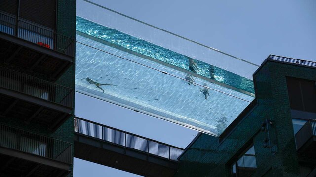 London Sky Pool: See stunning photos of iconic, transparent, floating ...