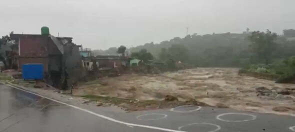 Himachal Pradesh: Heavy rainfall triggers flash floods in Dharamshala ...