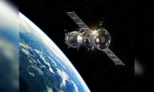 Old NASA satellite falling to Earth, risk of danger 'low' - CNBC TV18