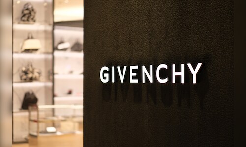 Storyboard18 x The English Nut: How to pronounce these 10 brand names ...