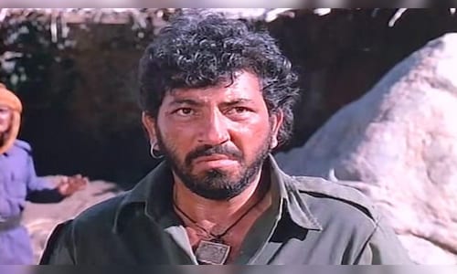 Amjad Khan Death Anniversary: Iconic movies of the Sholay actor - CNBC TV18