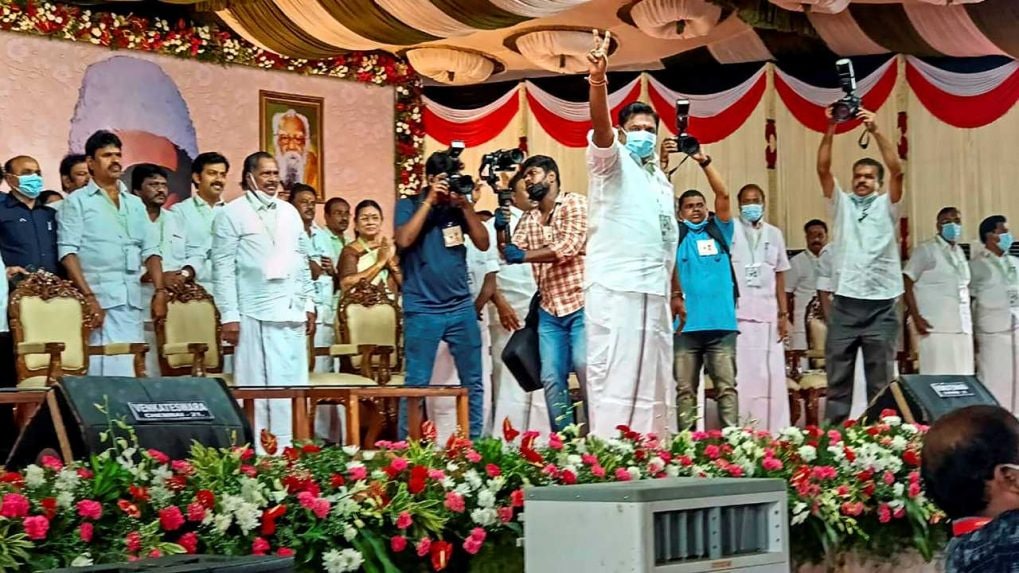 EPS the new interim general secretary of AIADMK; OPS expelled