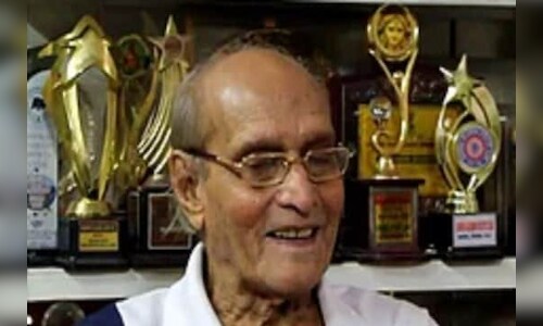 India's 1956 Olympic football captain Samar 'Badru' Banerjee passes ...
