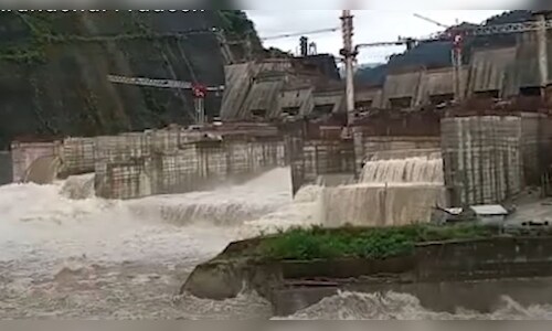 NHPC's 2,000 MW Subansiri dam partially damaged in flooding - CNBC TV18