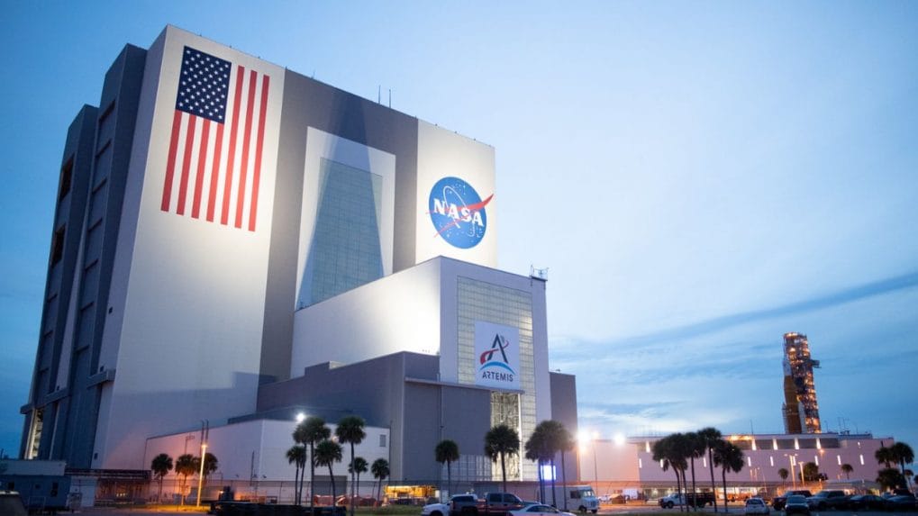 NASA panel to hold first public meeting on UFO study ahead of report