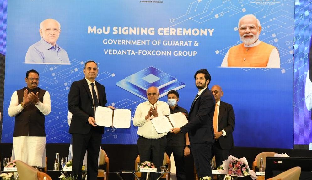 Vedanta-Foxconn Gujarat semiconductor plant may begin production in two ...
