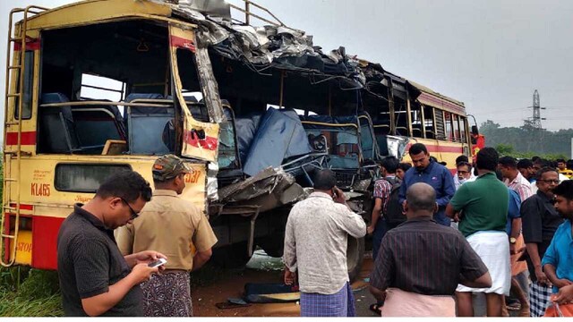 9 killed, 40 injured in bus accident in Kerala's Palakkad - CNBC TV18