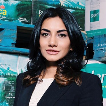 Meet Jayanti Chauhan, Bisleri owner's daughter, who refused to run the ...