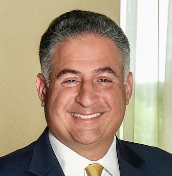 Punit Renjen, Deloitte Global's first Indian-origin CEO, welcomes Joe Ucuzoglu to take over as ...