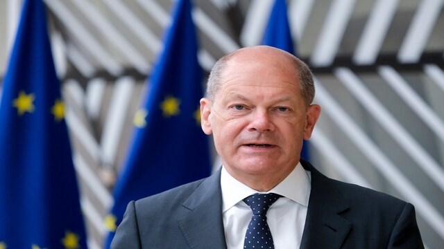 German Chancellor Olaf Scholz says it would be grave mistake to stop ...