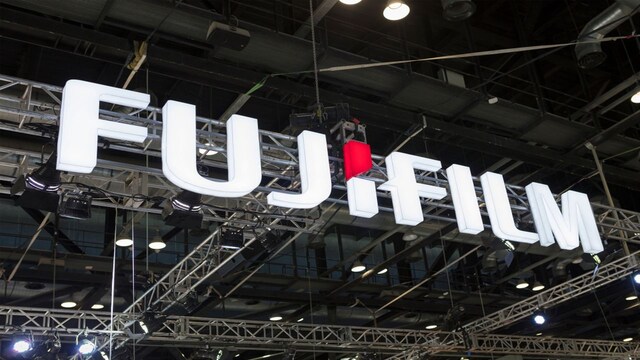 Fujifilm India launches new mirrorless digital camera X-H2 - CNBC TV18
