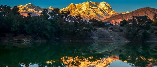 A guide to visit Deoria Tal in the Land of Gods