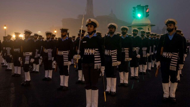 Indian Navy allows women to join elite special force Marcos: What do ...