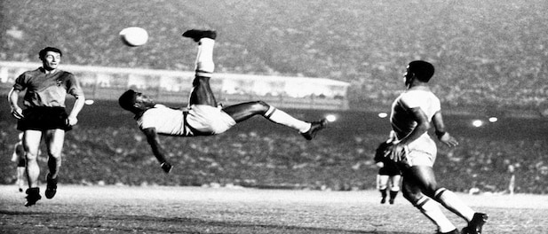 Remembering Pele: The 10 most memorable goals from football world's ...