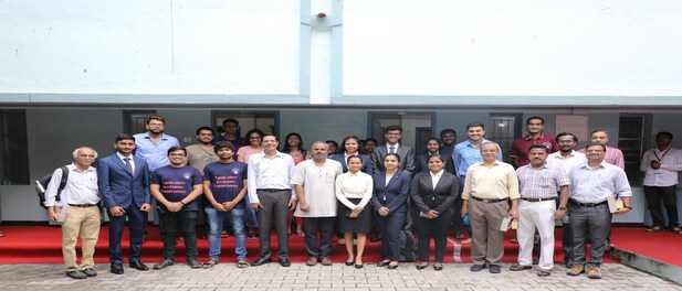 Iit Placements: Three Students Get Rs 4 Crore Package, 25 Offers Above ...