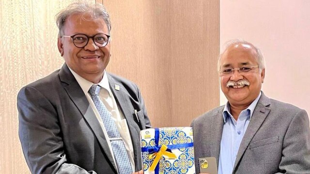 Retired BPCL chairman Arun Kumar Singh appointed ONGC chairman for 3 ...