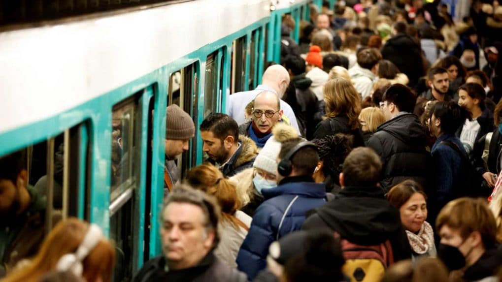 Paris subway disrupted, trains, flights cancelled in France over strike ...