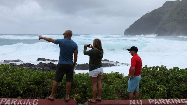 Enjoy a wild weekend in Hawaii: Here's what you must do - CNBC TV18