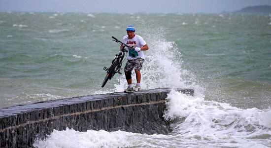 New Zealand: Cyclone Gabrielle wreaks havoc, power outage, disrupts ...
