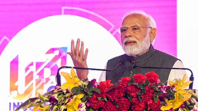 Prime Minister Modi says India is running on the tracks of heritage ...