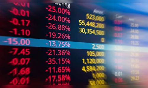 TCS, Infosys, TechM shares: Why are IT stocks falling in trade today ...