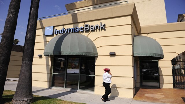 SVB, Signature – a look at largest bank failures in US history - CNBC TV18