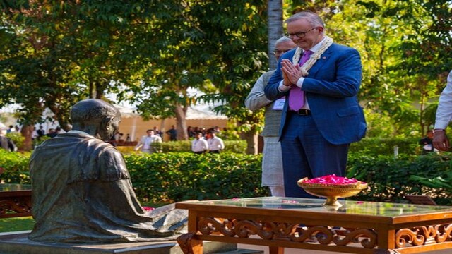 Australian PM Anthony Albanese celebrates Holi after arriving in ...