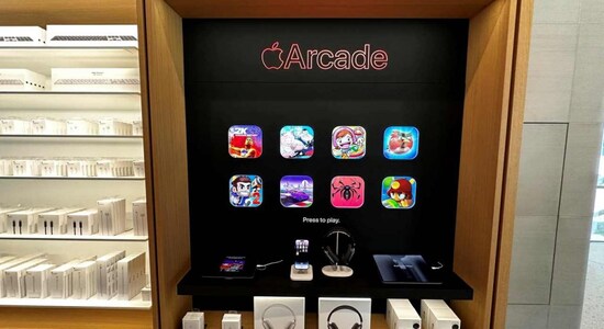 How is India's first Apple Store different from authorised resellers ...