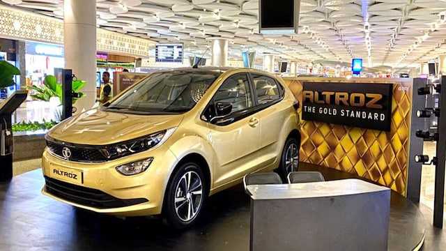 Tata Altroz iCNG review: The pros and cons of going CNG - CNBC TV18