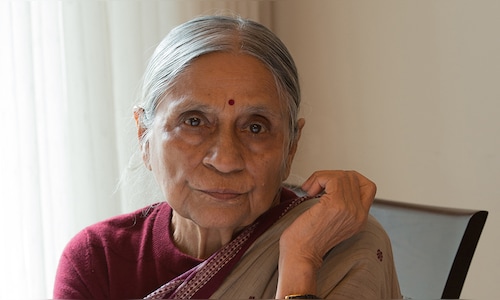 'Elaben' Bhatt: A Gandhian Icon of Social Impact - CNBC TV18