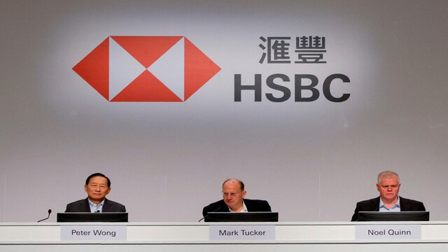 HSBC shareholders reject the proposal to split the 158 year old bank ...