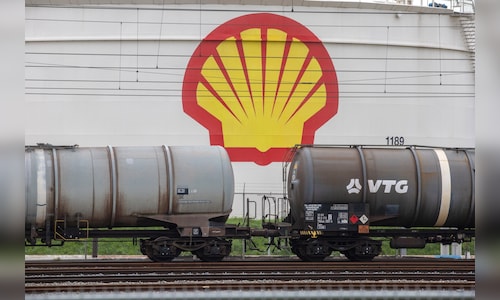 Shell India raises diesel prices by Rs 20 per litre in one week - CNBC TV18