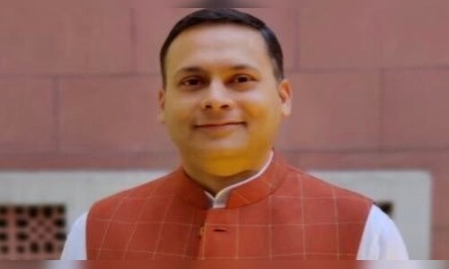 5 times when Amit Malviya was caught up in a controversy - CNBC TV18