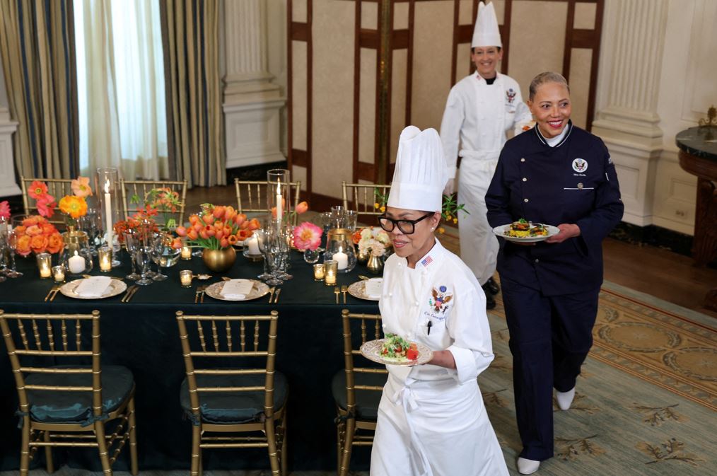 What's on the menu for PM Modi during US State Dinner? From salad of ...