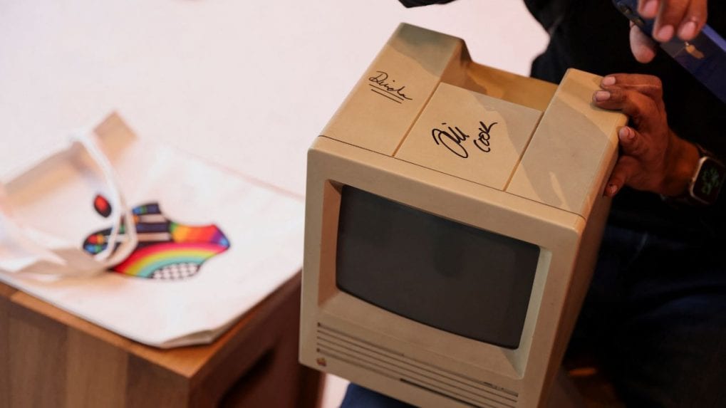 Apple's Mac turns 40: A timeline of the timeless product