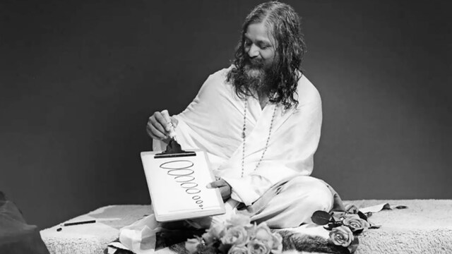 Modern day gurus who popularised Yoga in the west - CNBC TV18