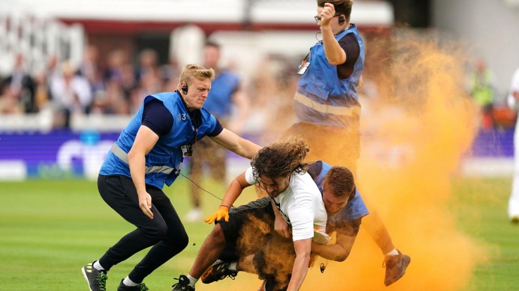 Who were the pitch invaders who interpreted the play during Day 1 of ...