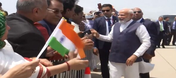 Modi US visit | Indian community embraces PM with 'Modi-Modi' chants ...