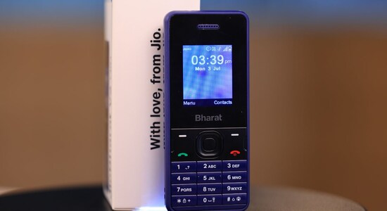 Jio Bharat phone launched at Rs 999 in big push from 2G to 4G - CNBC TV18