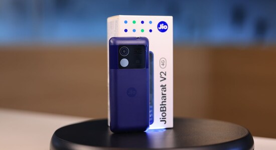 Jio Bharat phone launched at Rs 999 in big push from 2G to 4G - CNBC TV18