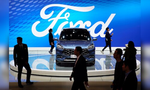Ford’s commercial vehicle profit soars in Q2, EV expansion loses ...