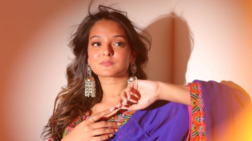 Her Grandmother's Indian saree collection led this Gen Z influencer to ...