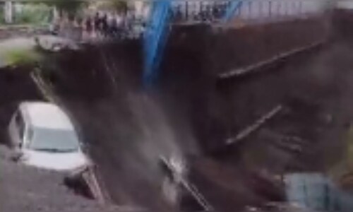 Watch: Car falls into a massive crater after road caves in Mumbai’s ...