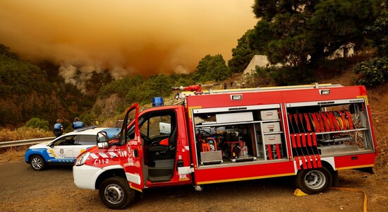 Evacuation, firefighting efforts continue as Spain battles wildfire ...